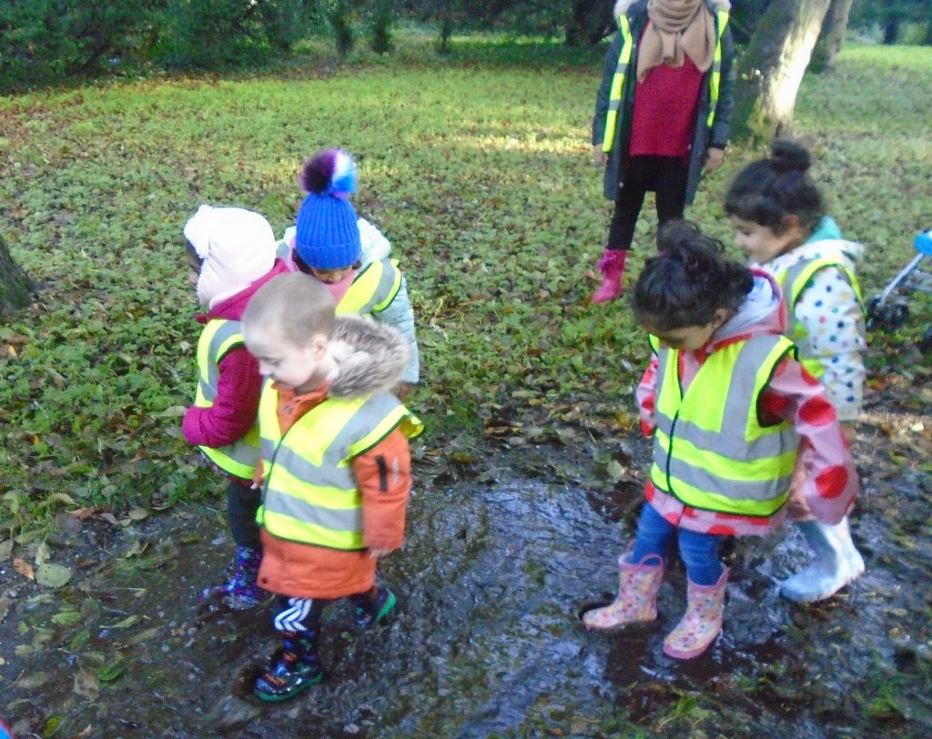 Muddy Puddle Walk - West Wycombe Preschool